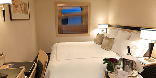 Queen Mary 2 2021 / 2022 / 2023 Cruises | Queen Mary 2 Reviews ...